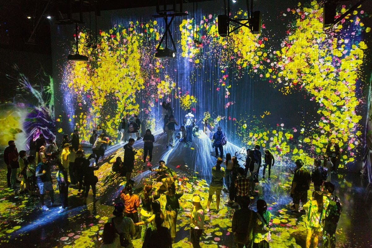 teamLab: Pioneers of Digital Art and Interactive Installations - Japan ...